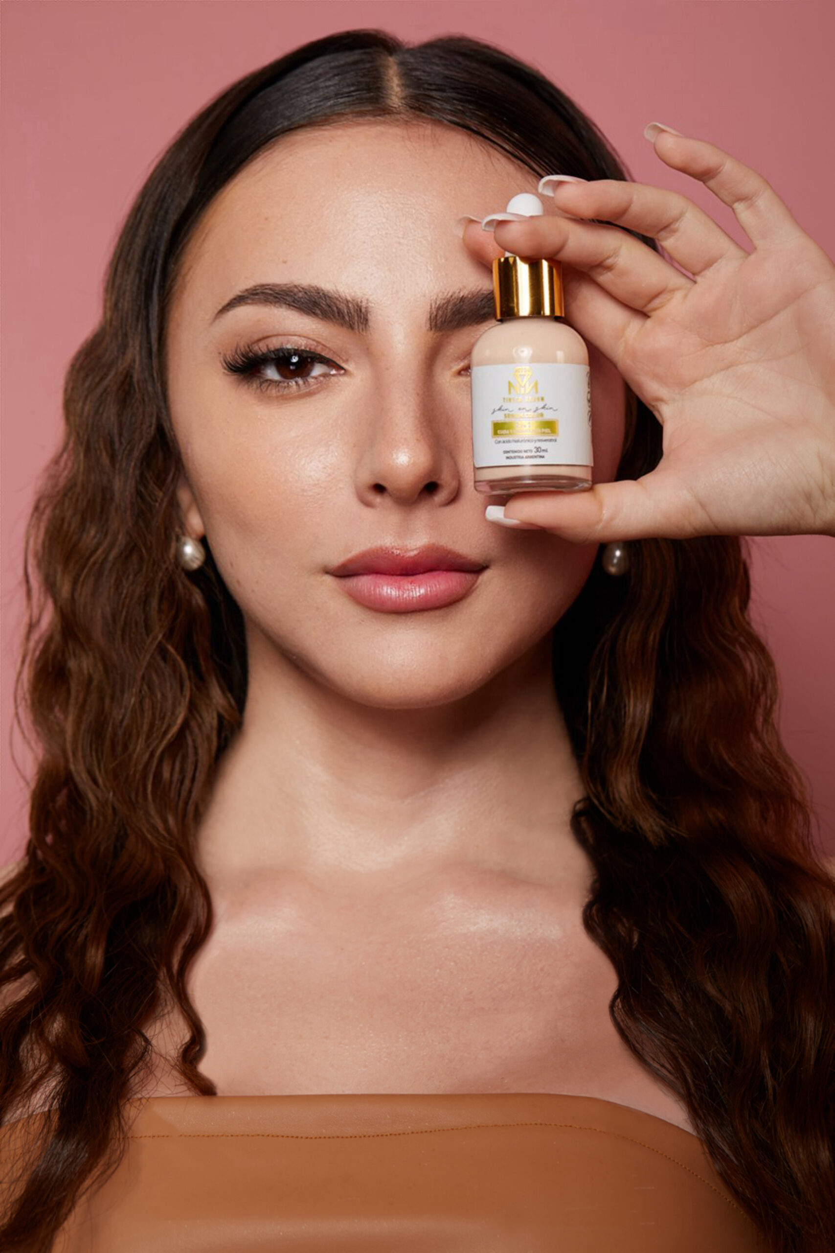 SERUM COLOR – MACCHIATO – TINTED SERUM SKIN ON SKIN de Nathacha Nina – Isabel Moralli